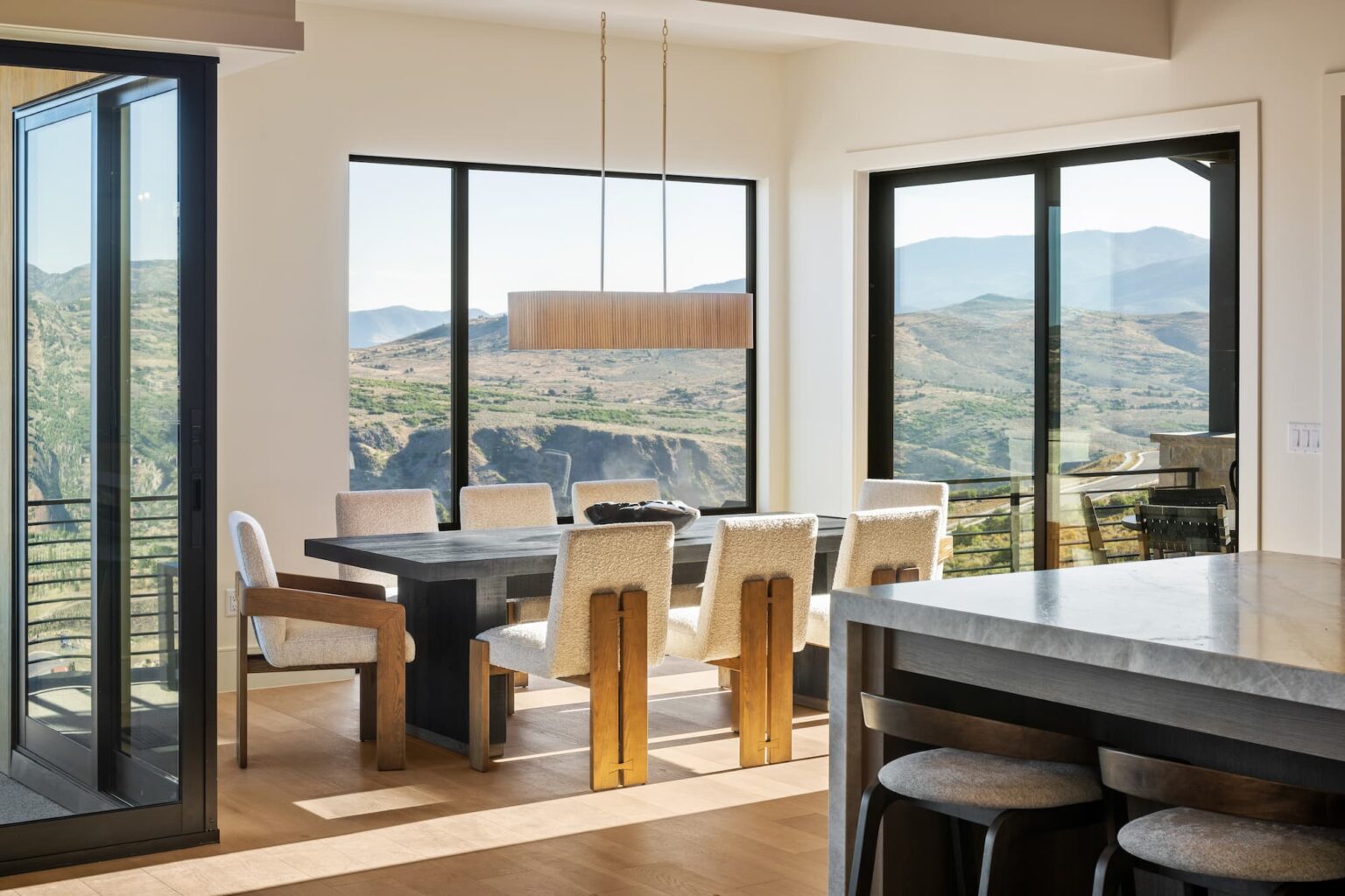 Quality Windows & Doors in Utah | Peach Building Products